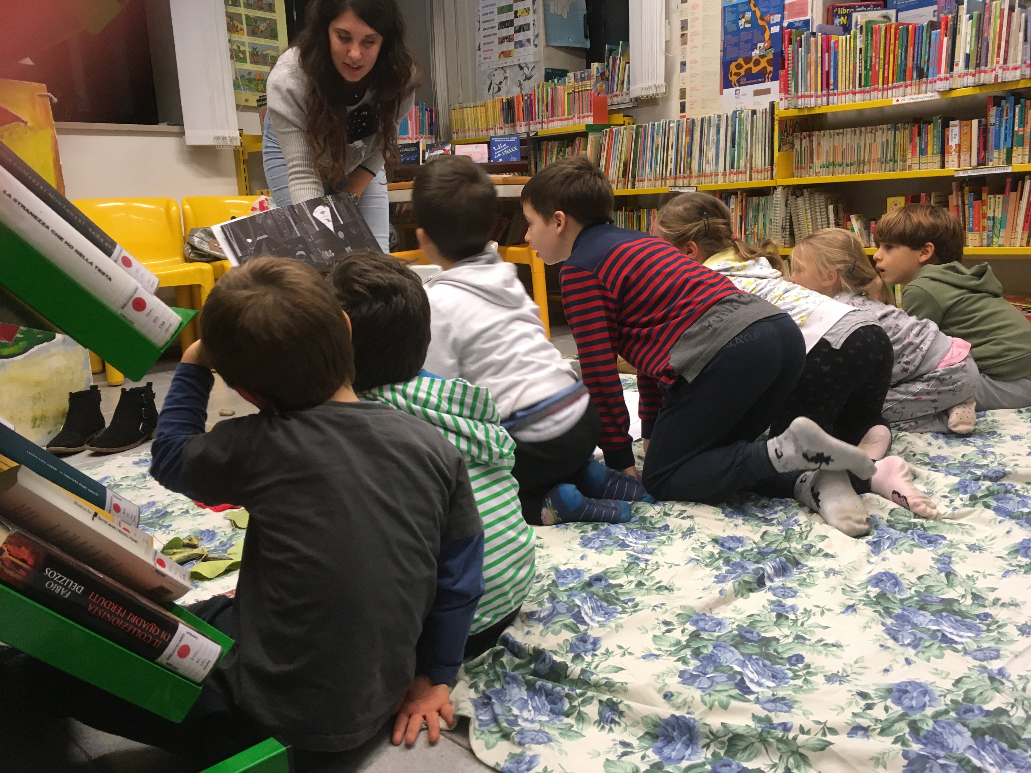 Flashlight | Genially