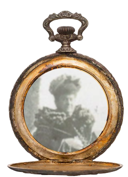 A Titanic suitcase | Genially