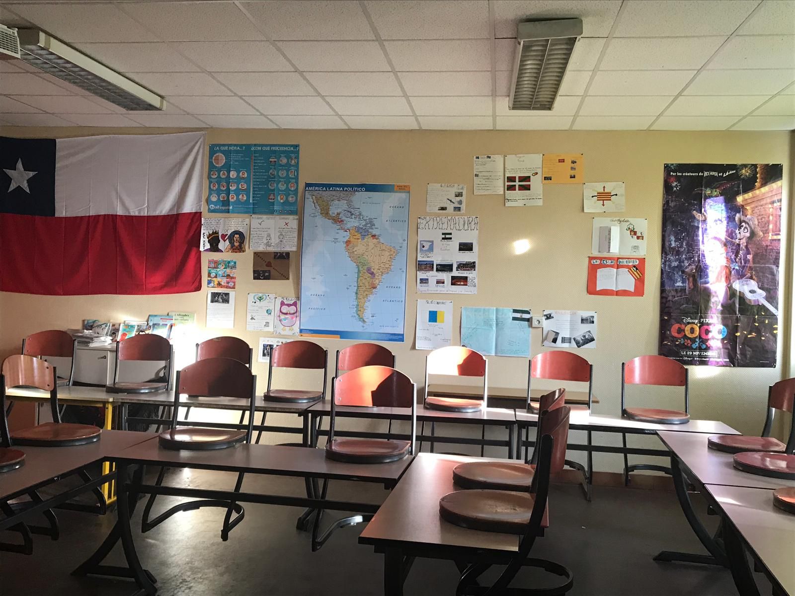 El español en Paul ELUARD | Genially