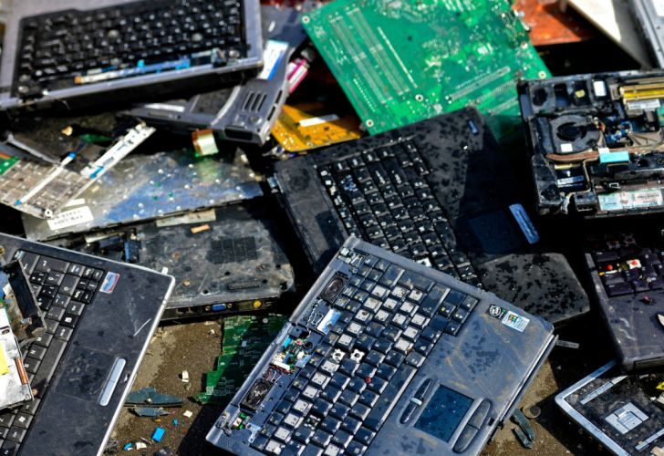 Infografia sobre la basura electrónica | Genially