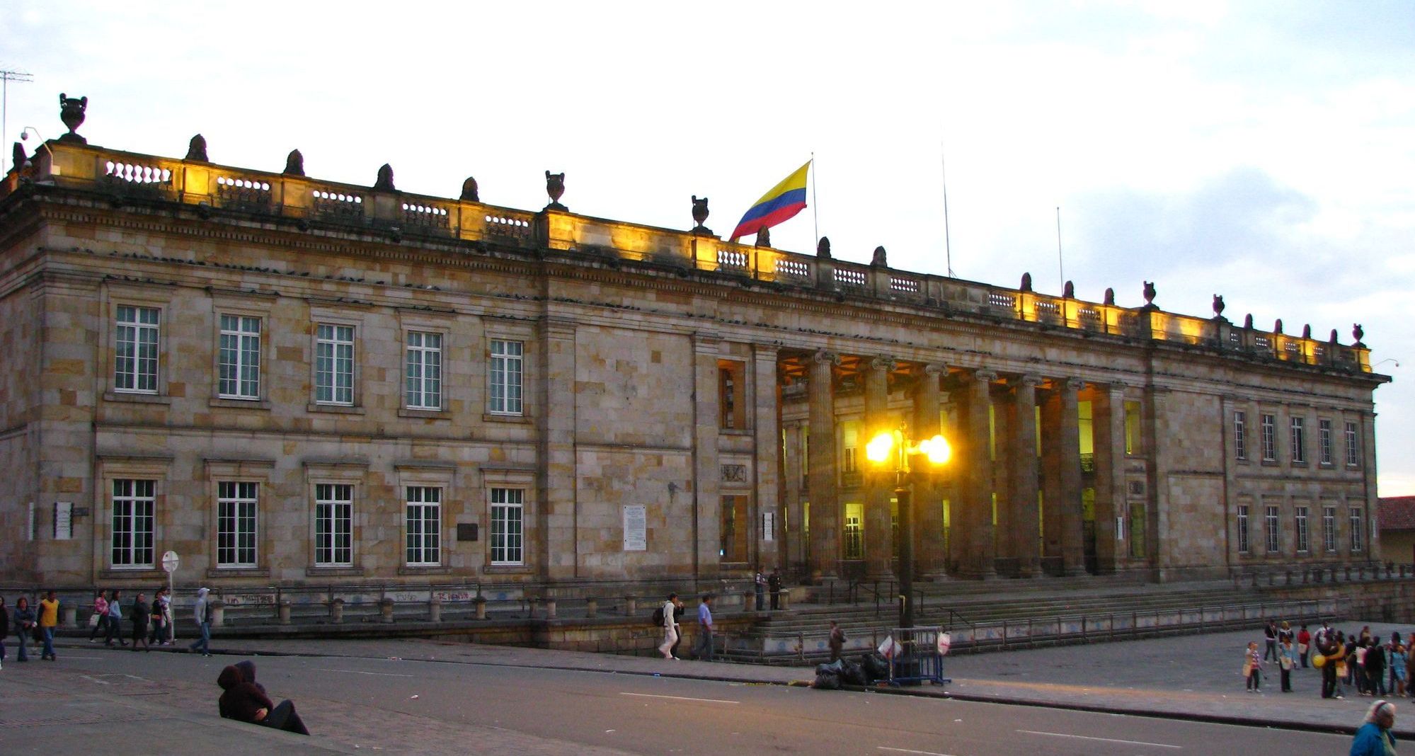CAPITOLIO NACIONAL BOGOTA, COLOMBIA | Genially