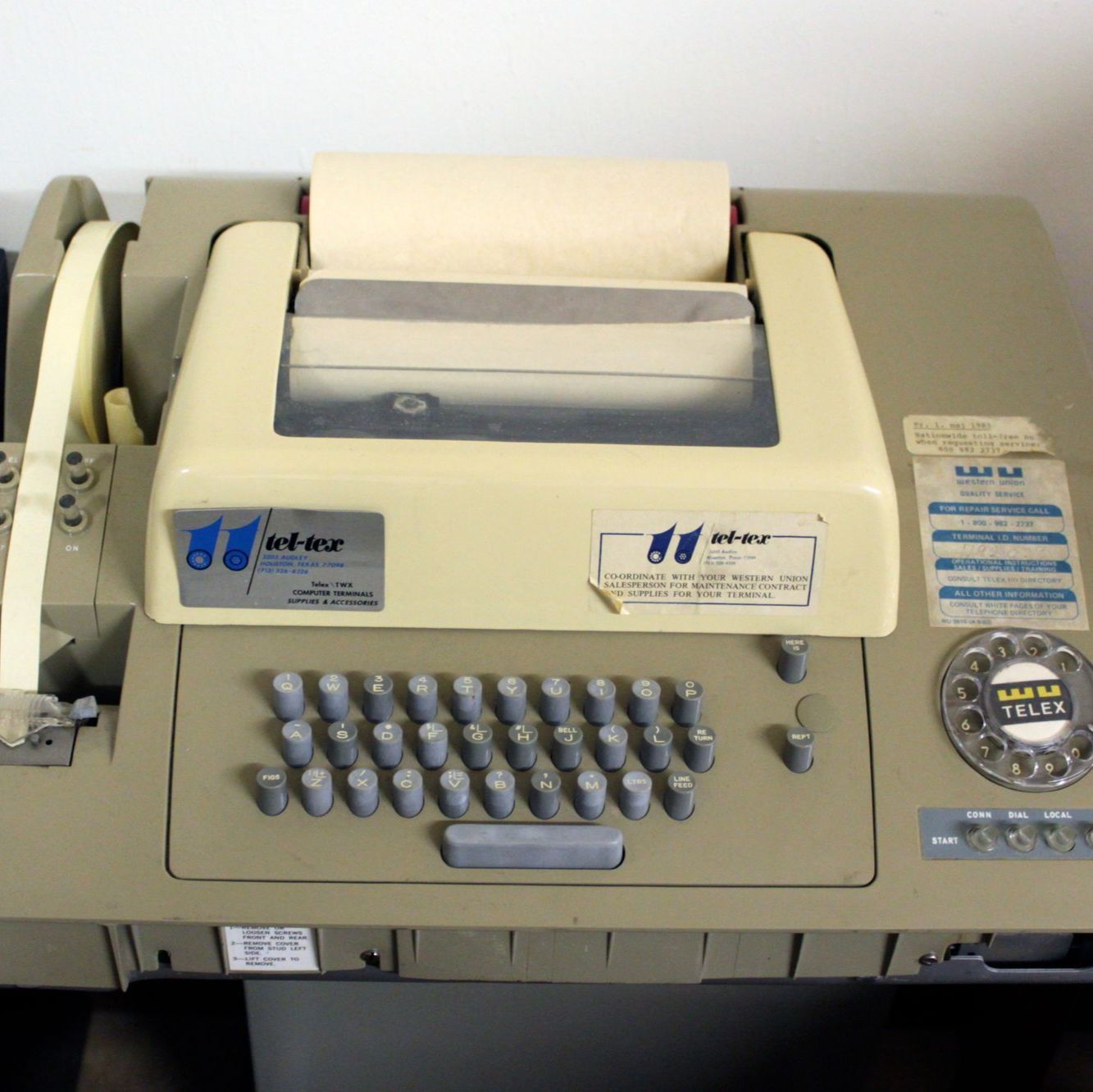 Perkembangan alat telekomunikasi | Genially